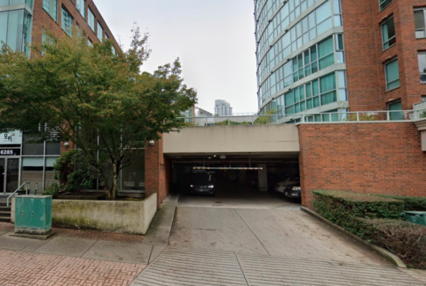 Parking & Location Information | Panda Clinic Metrotown Burnaby